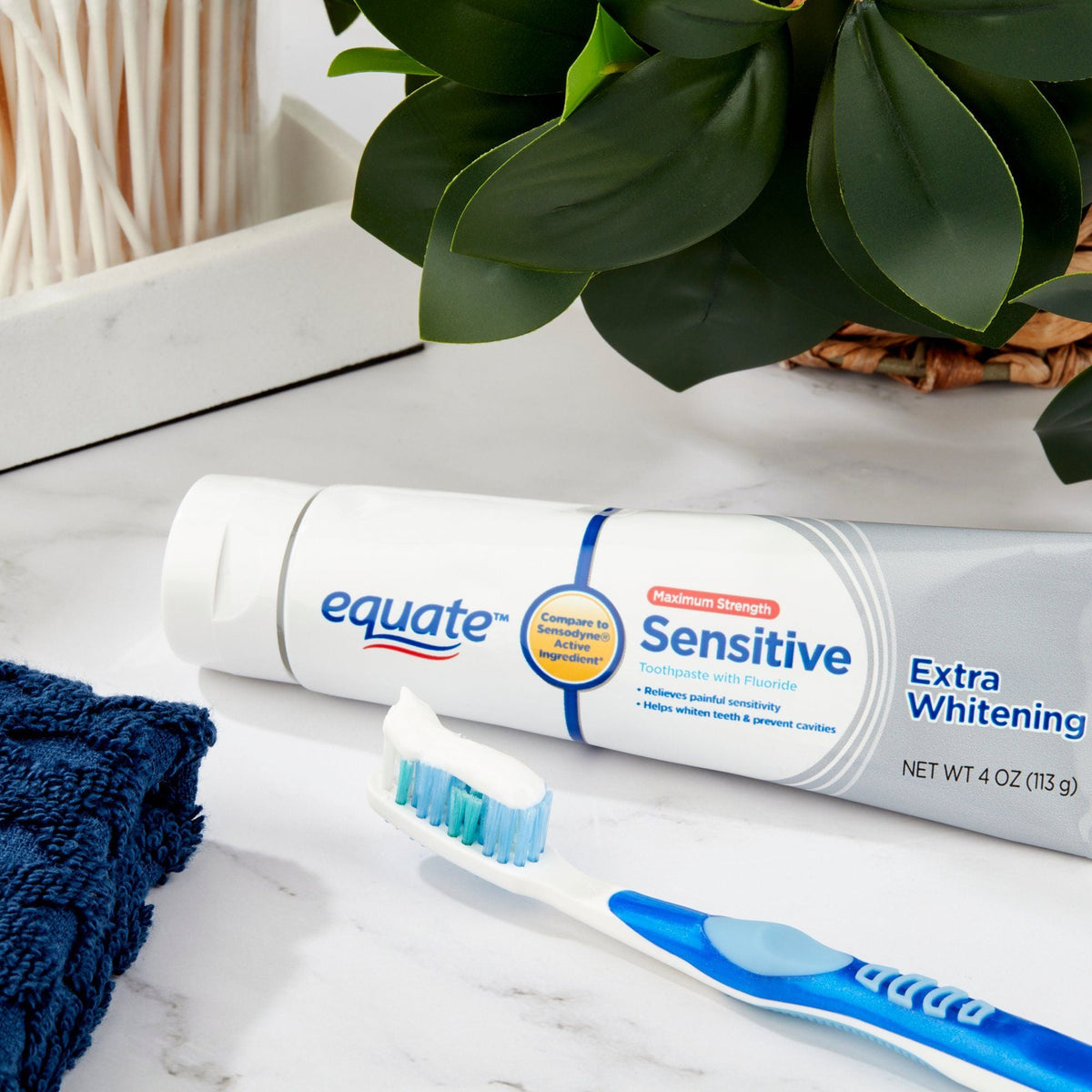 Equate Maximum Strength Sensitive Extra Whitening Toothpaste With Fluo 2474